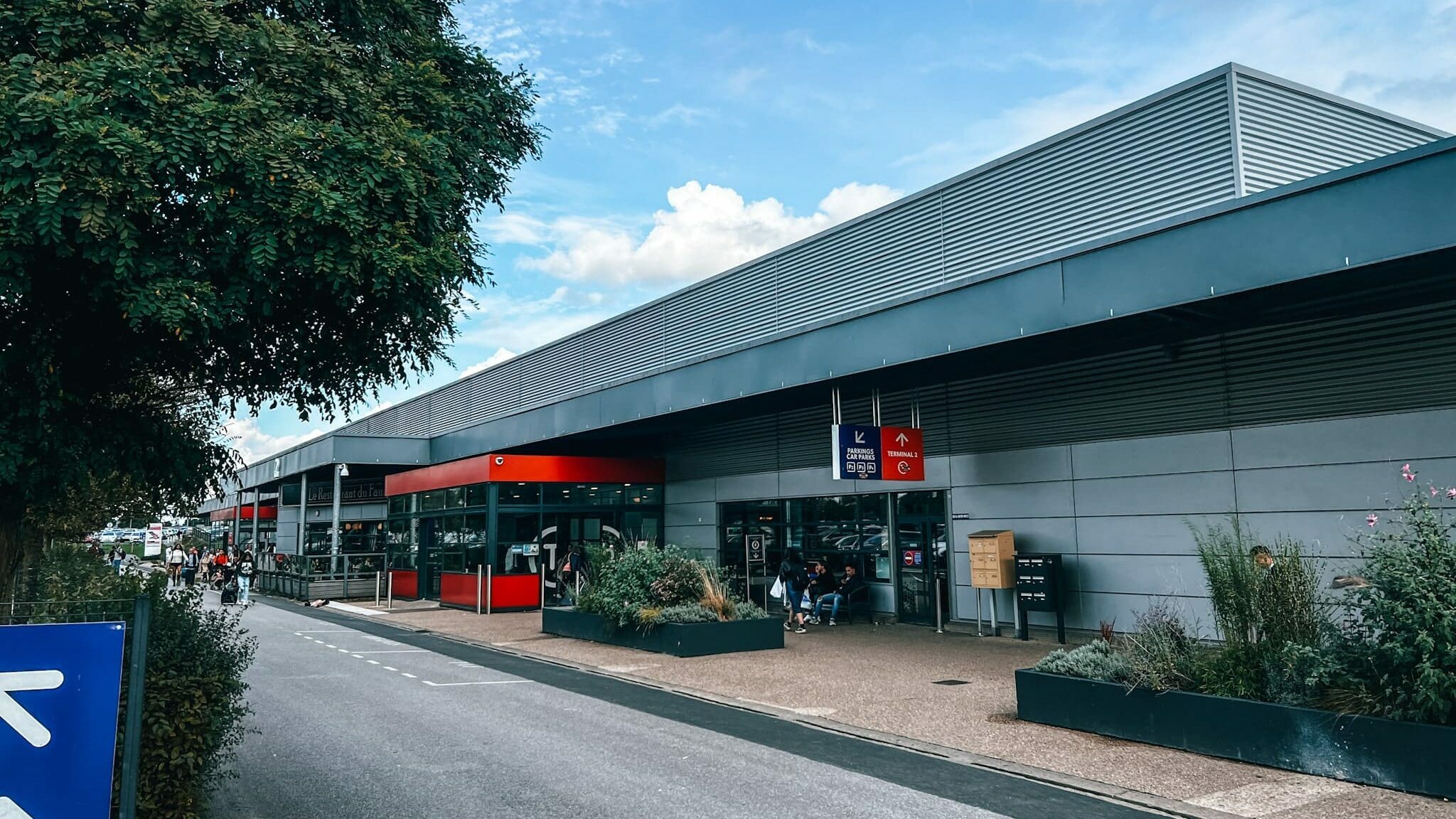 Cómo ir del Aeropuerto de Beauvais (BVA) a París [ACTUALIZADO 2025 ...